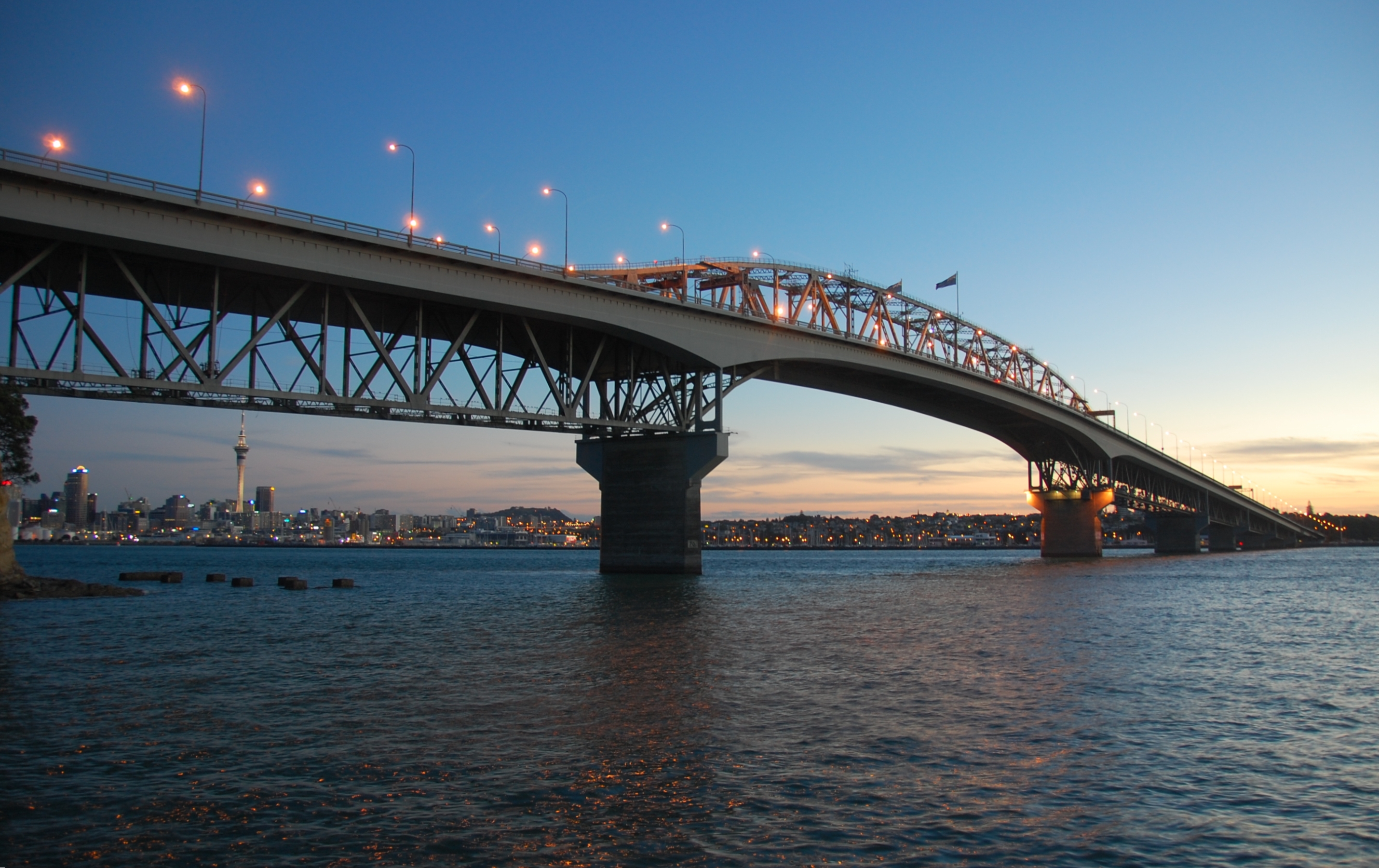 Auckland Harbour Bridge – Peel Away